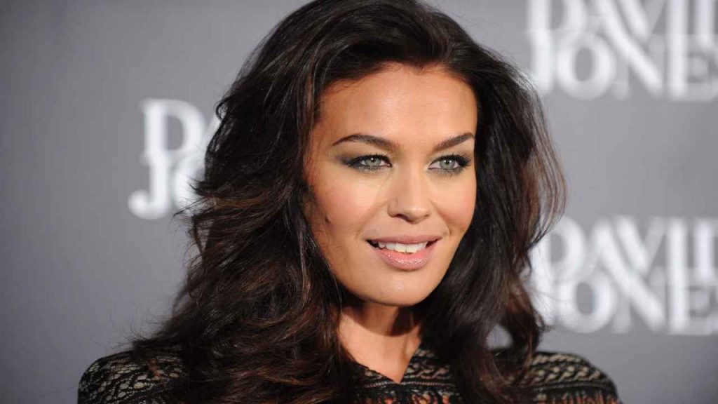 Megan Gale, ve la ricordate negli spot della Omnitel? Ecco oggi che ...
