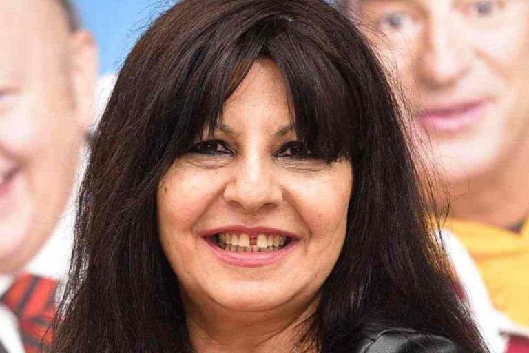 Anna Maria Barbera, ve la ricordate la comica 'sconsolata' di Zelig ...